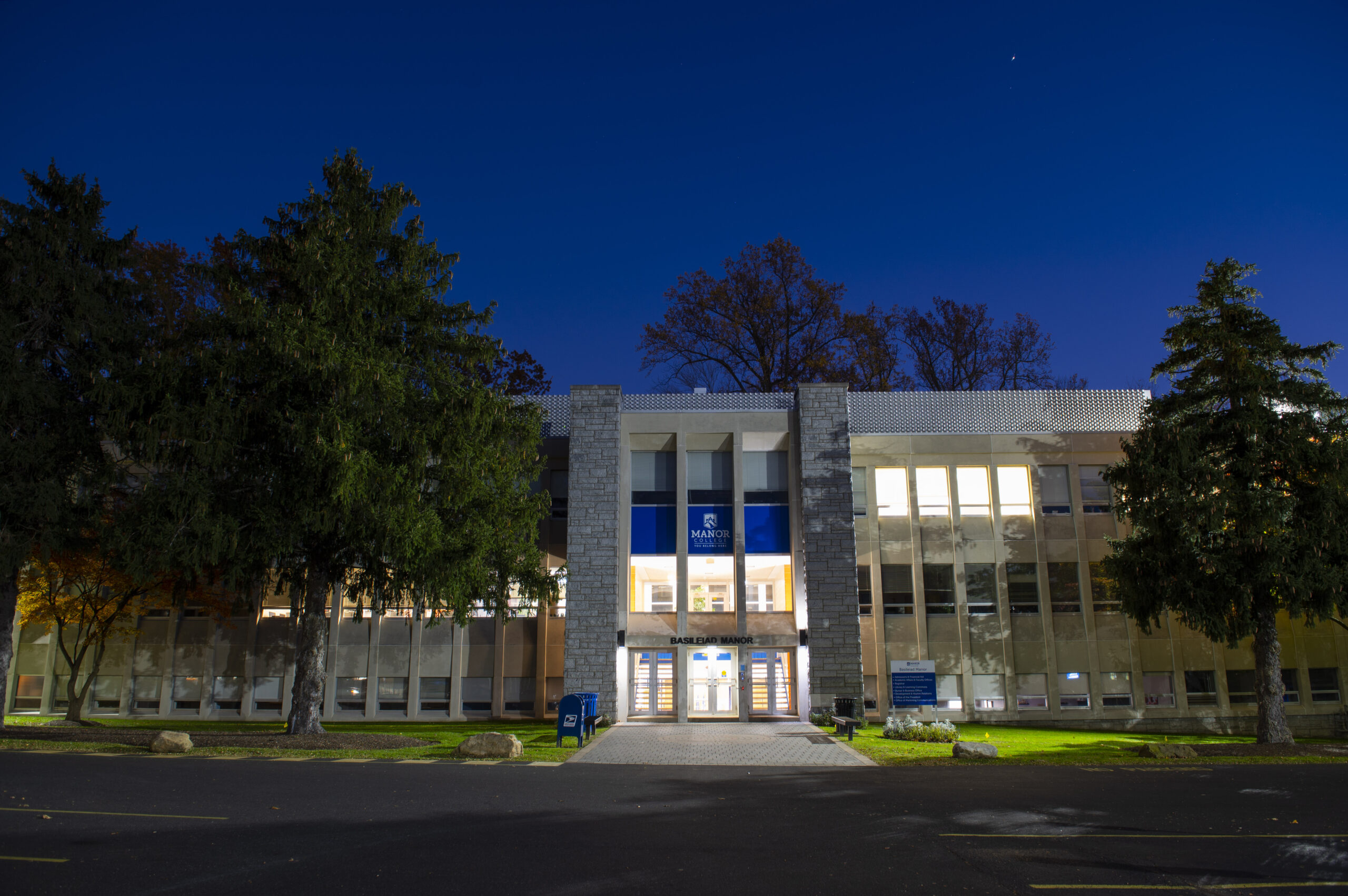 Visit Manor College - Spend the day as a Blue Jay! - 2022世界杯实力预测